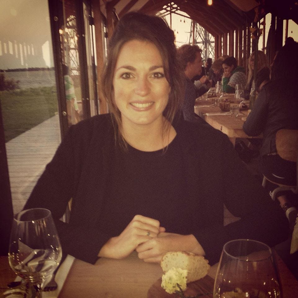 Anne Loeffen – Medium