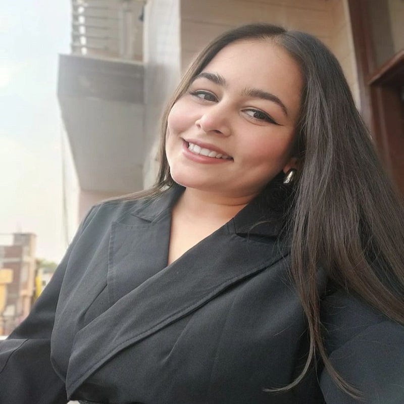 Shraddha Singh – Medium