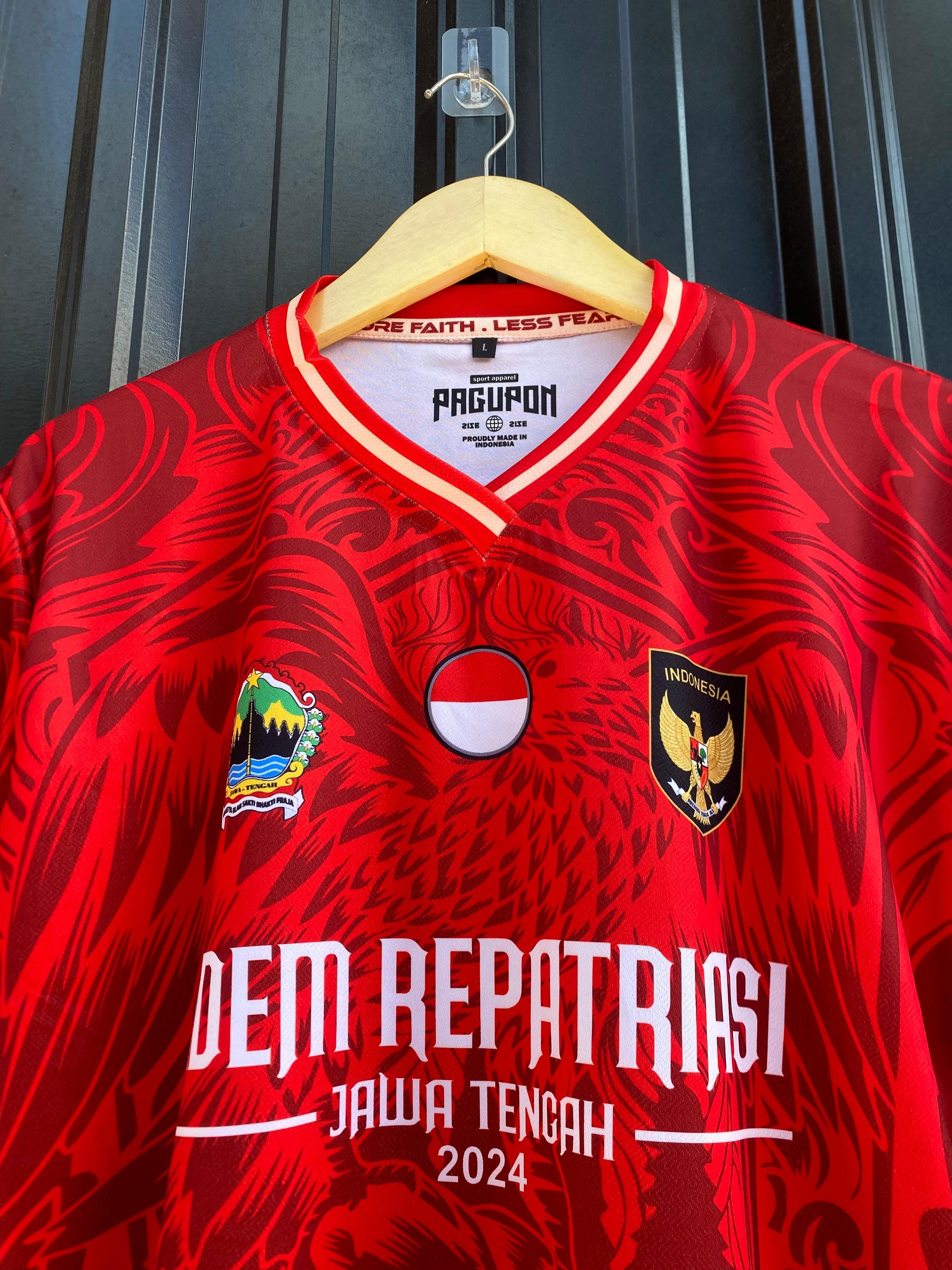desain jersey bola – Medium