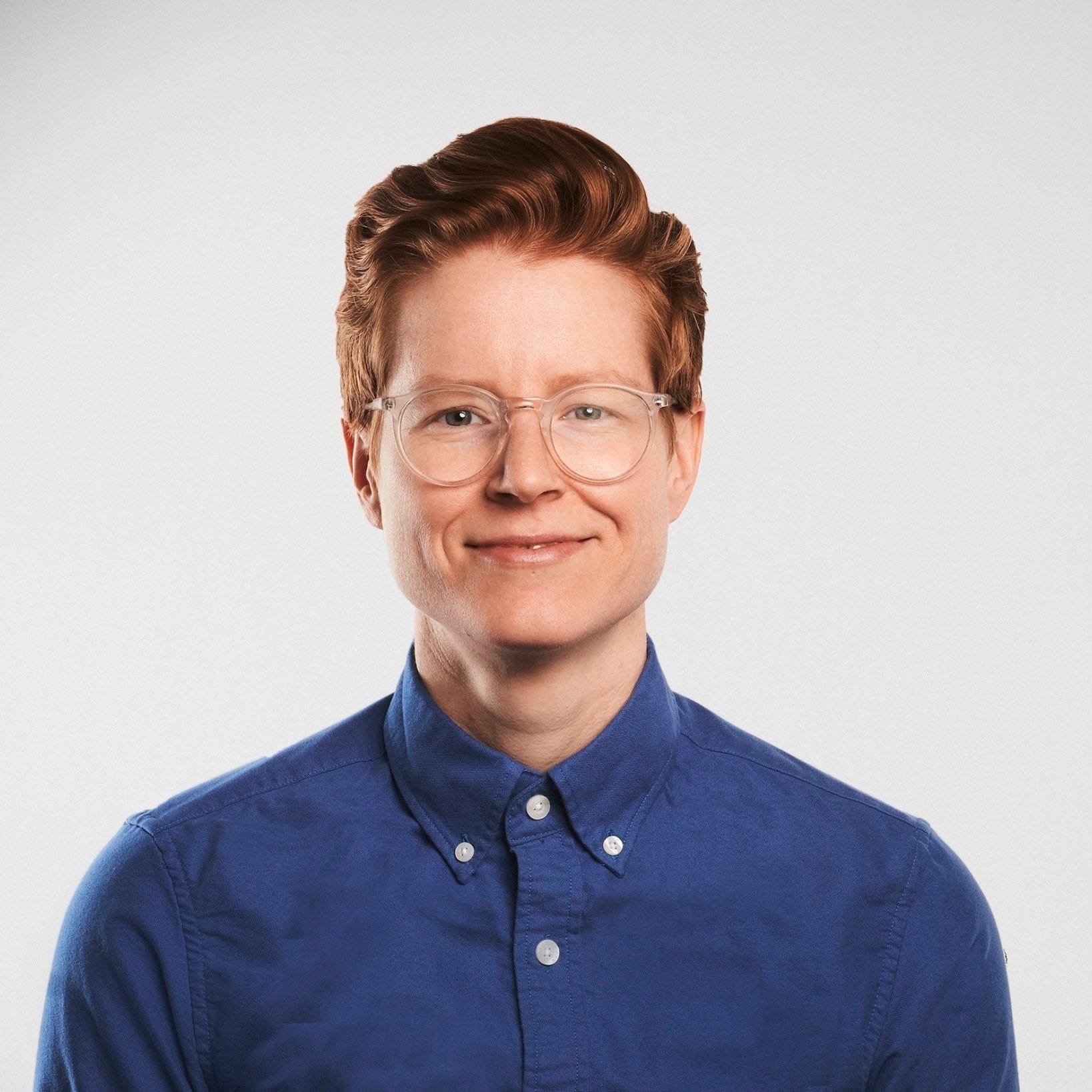 Crys Moore – Medium