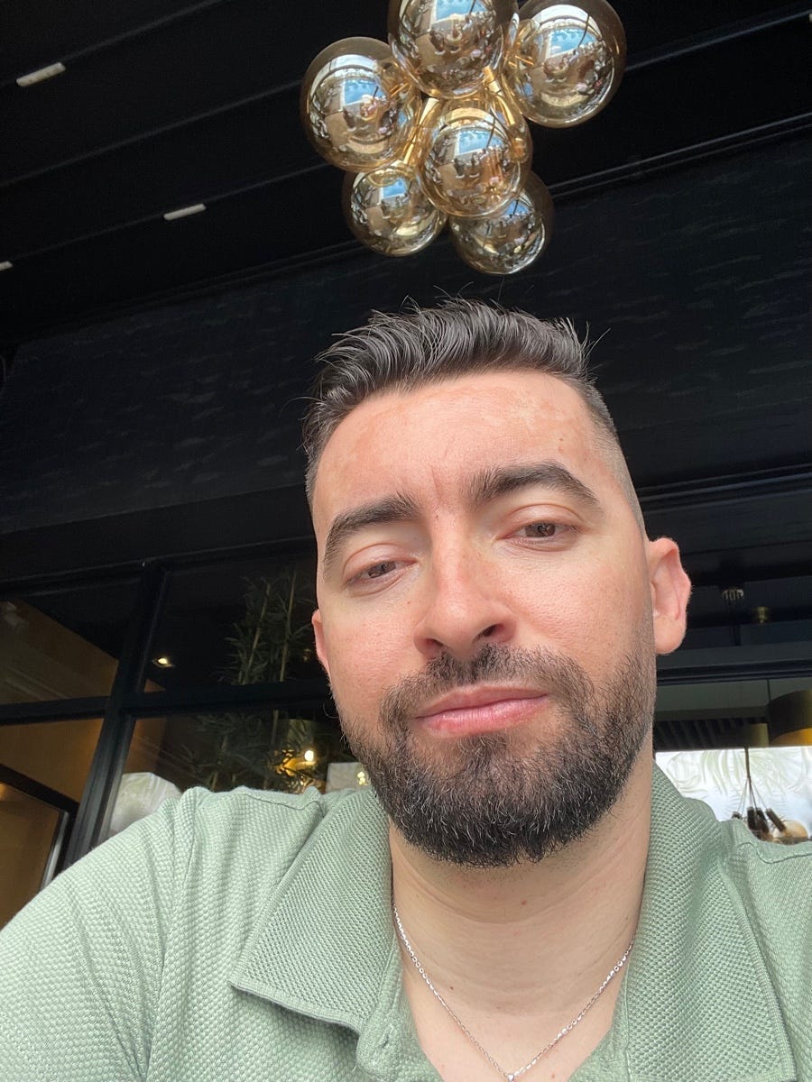 Adrian Doda – Medium