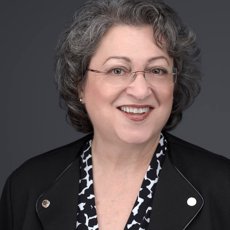 Sharon Richmond – Medium