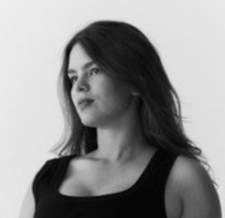 Lena Kolbanova – Medium