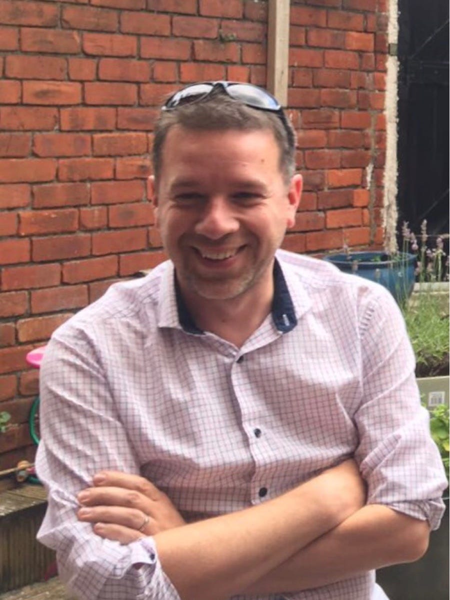 Dave Hudson – Medium