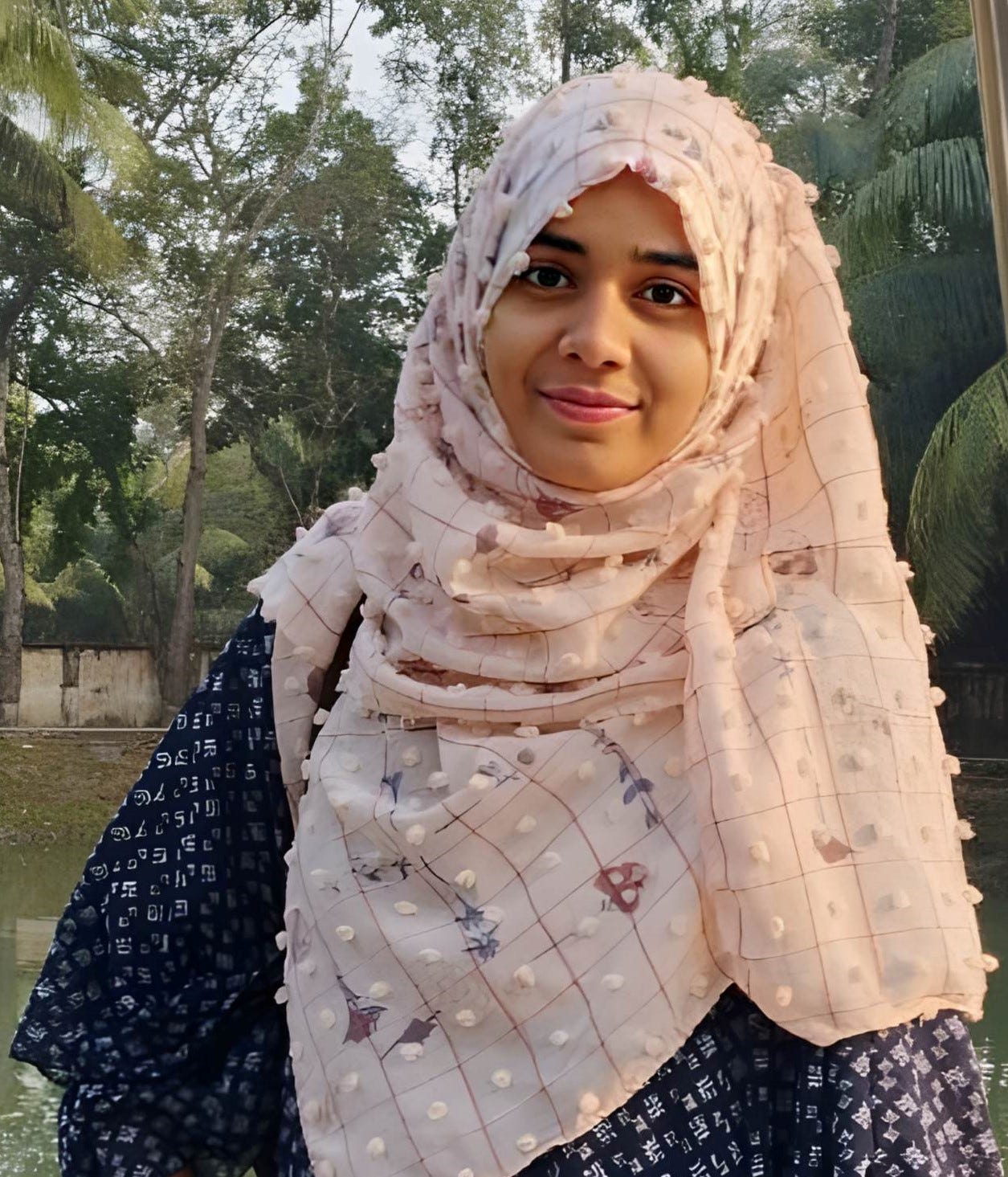 Mahmuda Munni – Medium