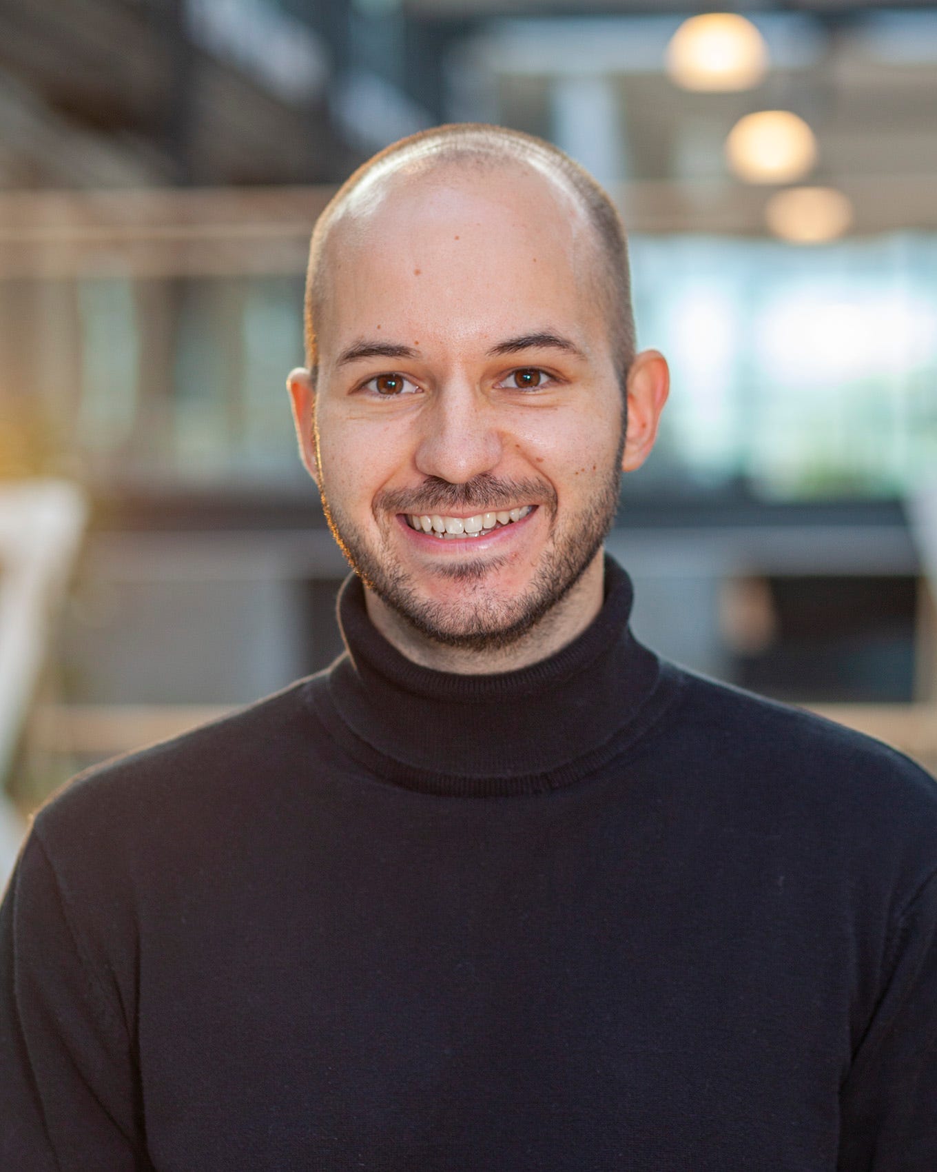 Dimitris Zarkadas – Medium