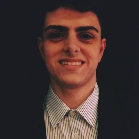 Gus – Medium