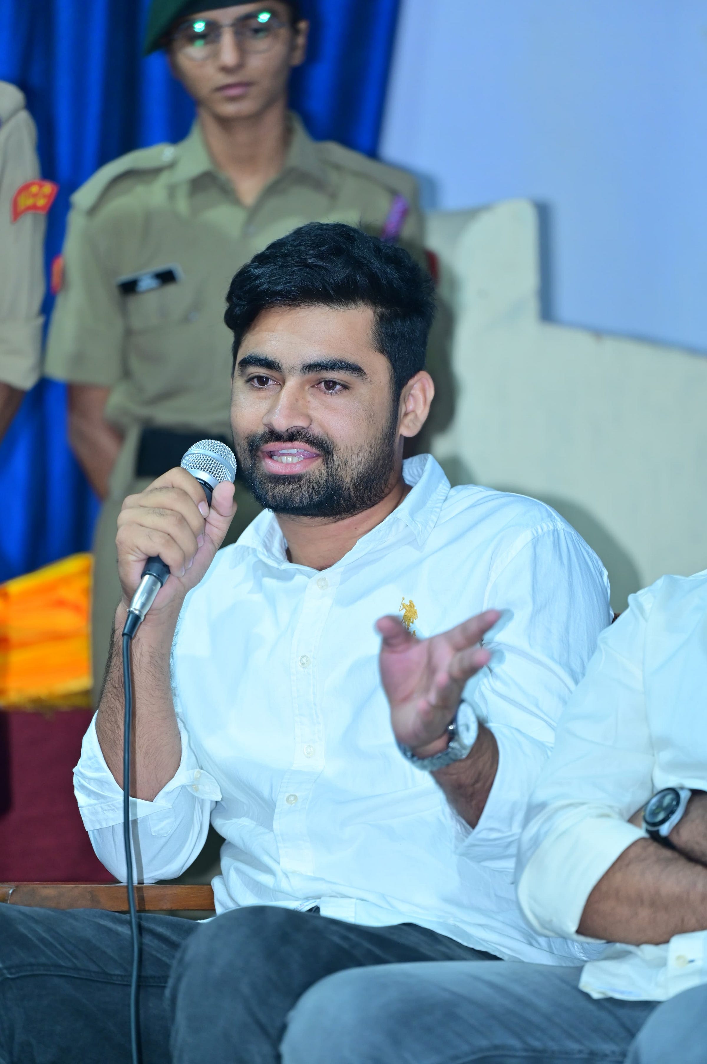 OM PRAKASH – Medium