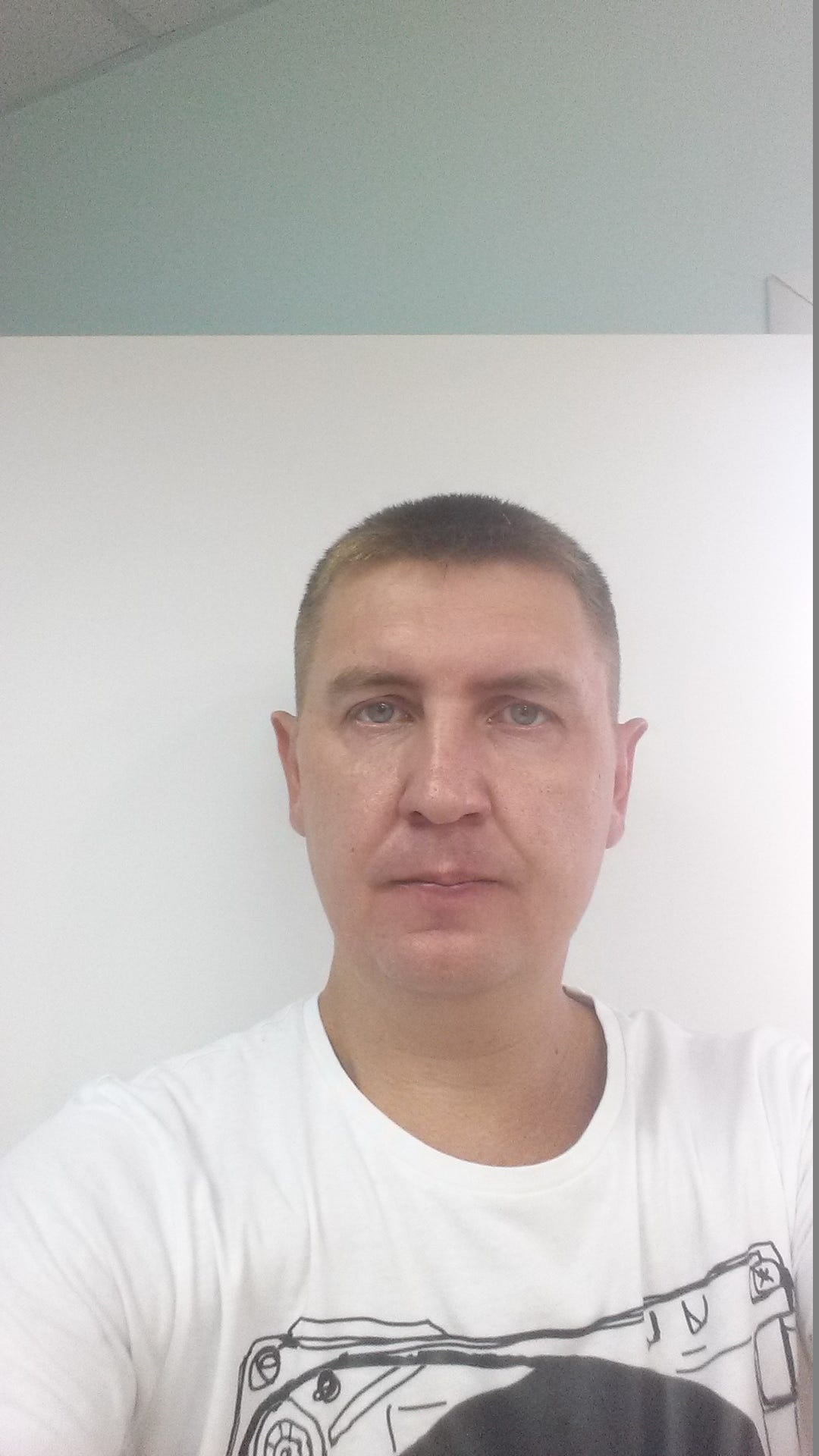 Vitaliy Serebryakov – Medium
