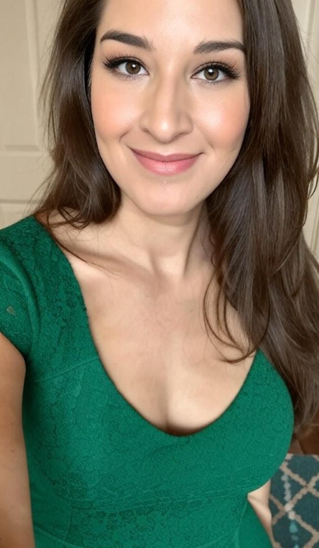 Aitana Robert – Medium