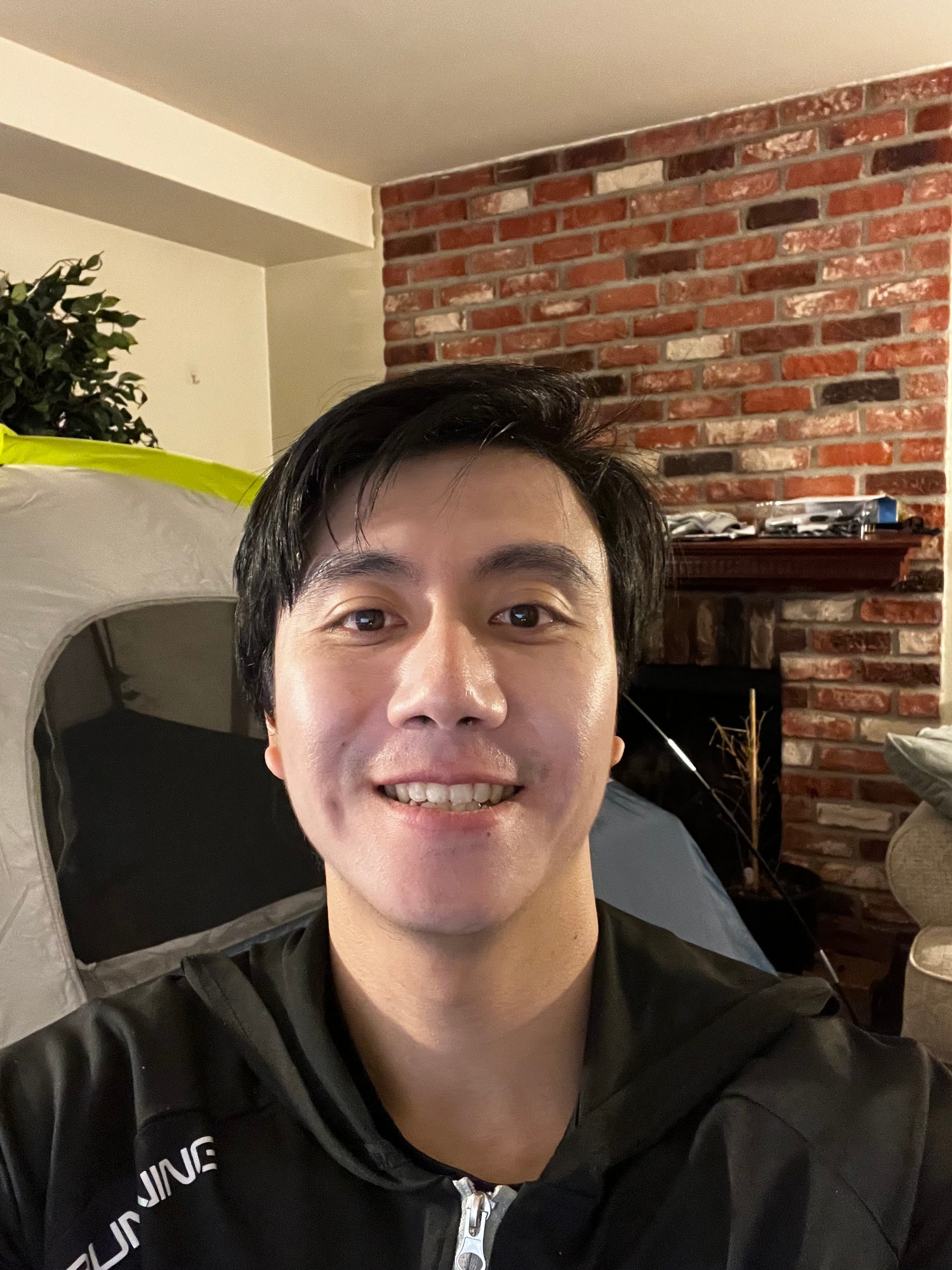 Nguyen Hoan Vu Le – Medium