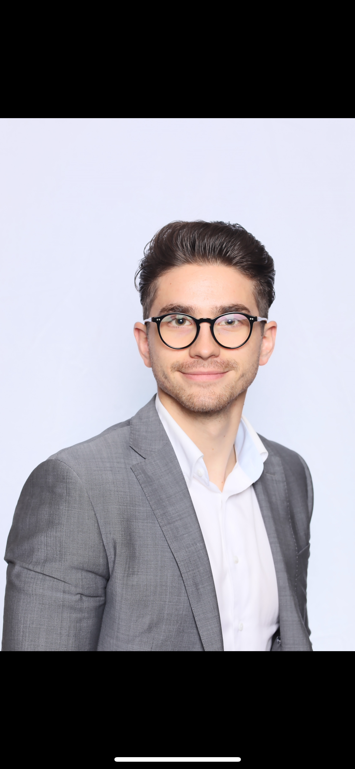 Joshua Smith – Medium