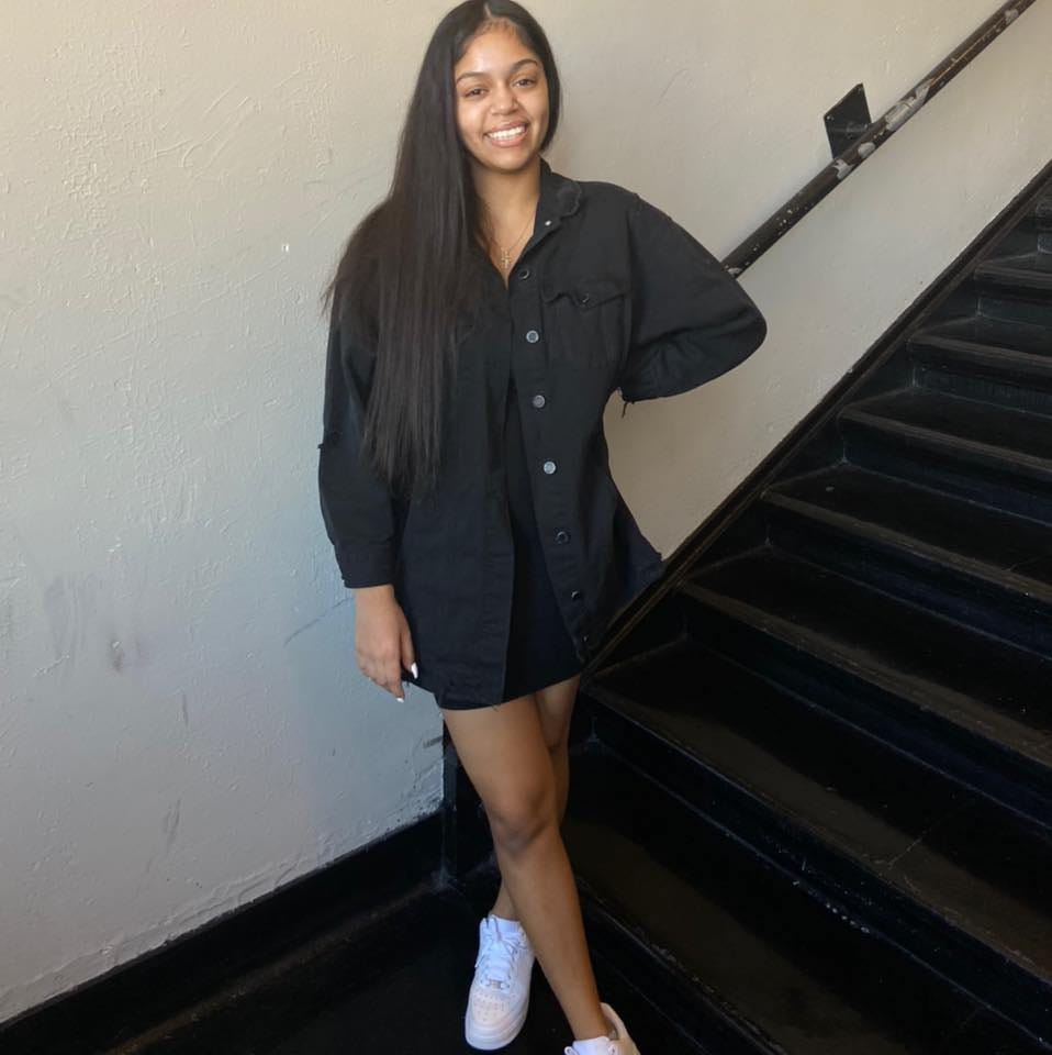 Anaiya Burks – Medium