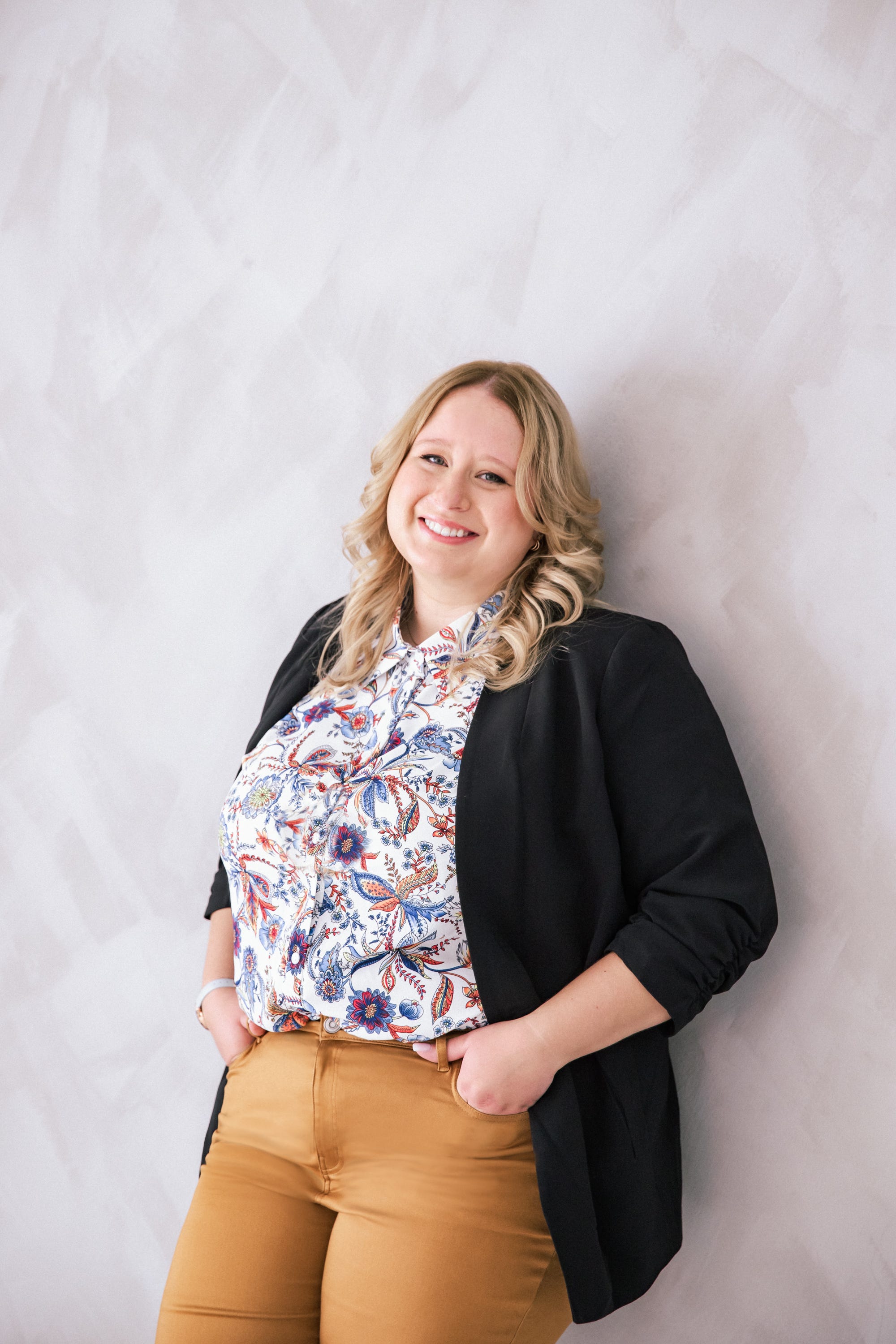 Stephanie Winter – Medium
