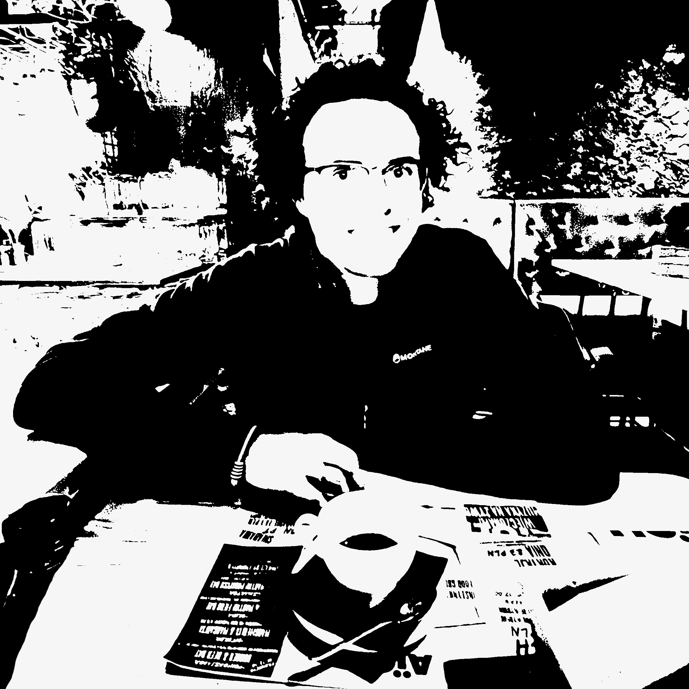 Richard Vall – Medium