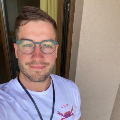 Nicholas Volker Moorcroft – Medium