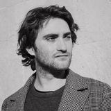 Bradley Gunn – Medium