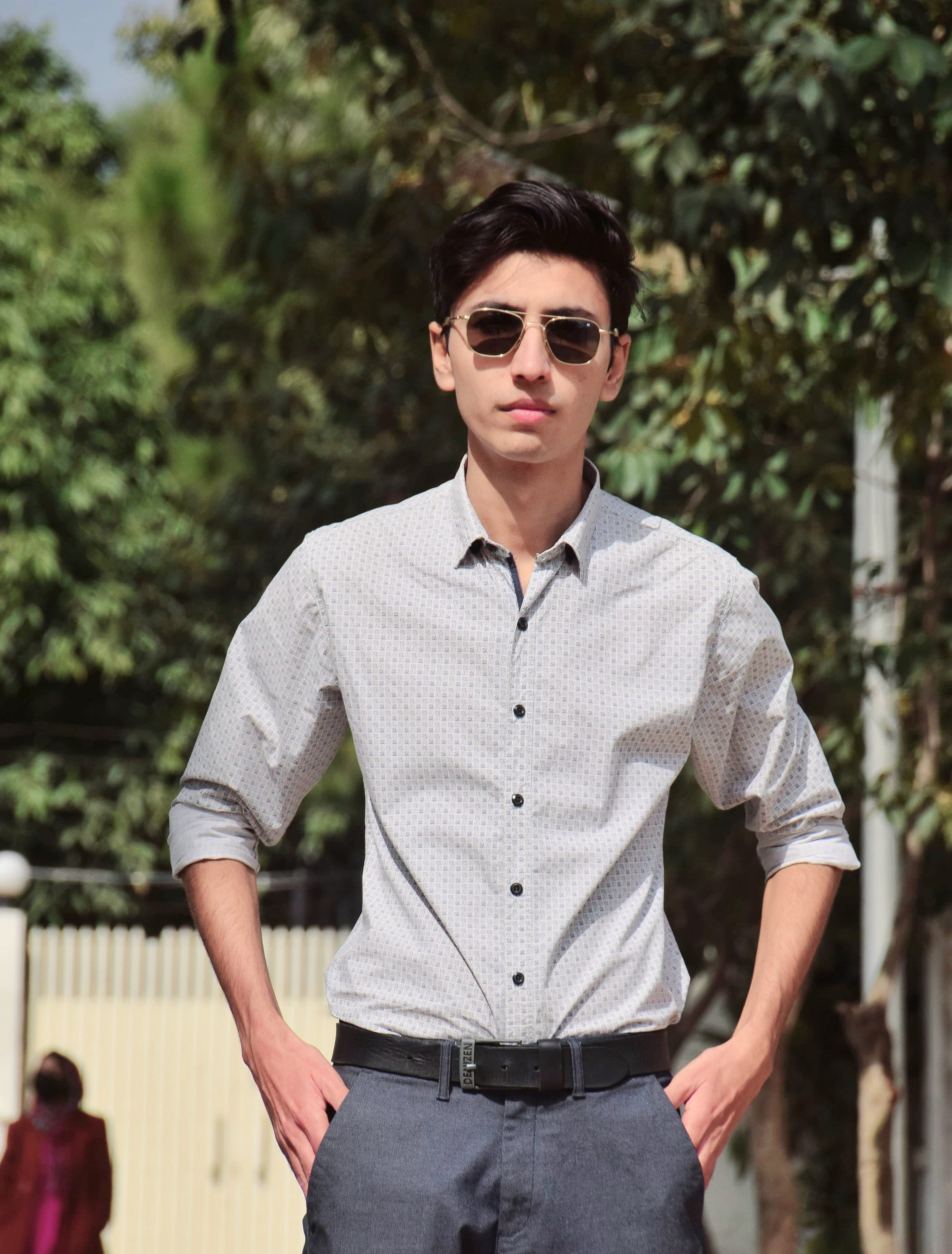 Zain Shiraz – Medium