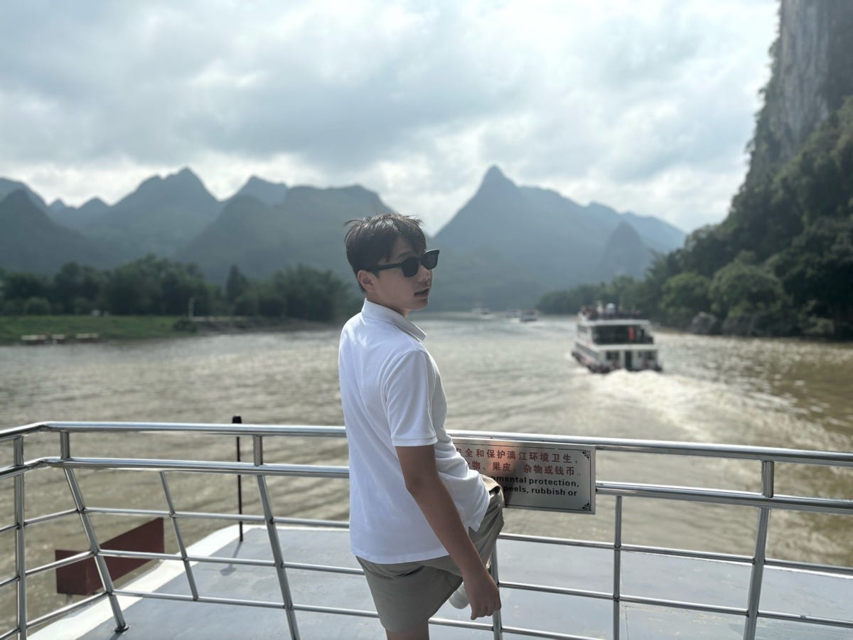 Han Huang – Medium