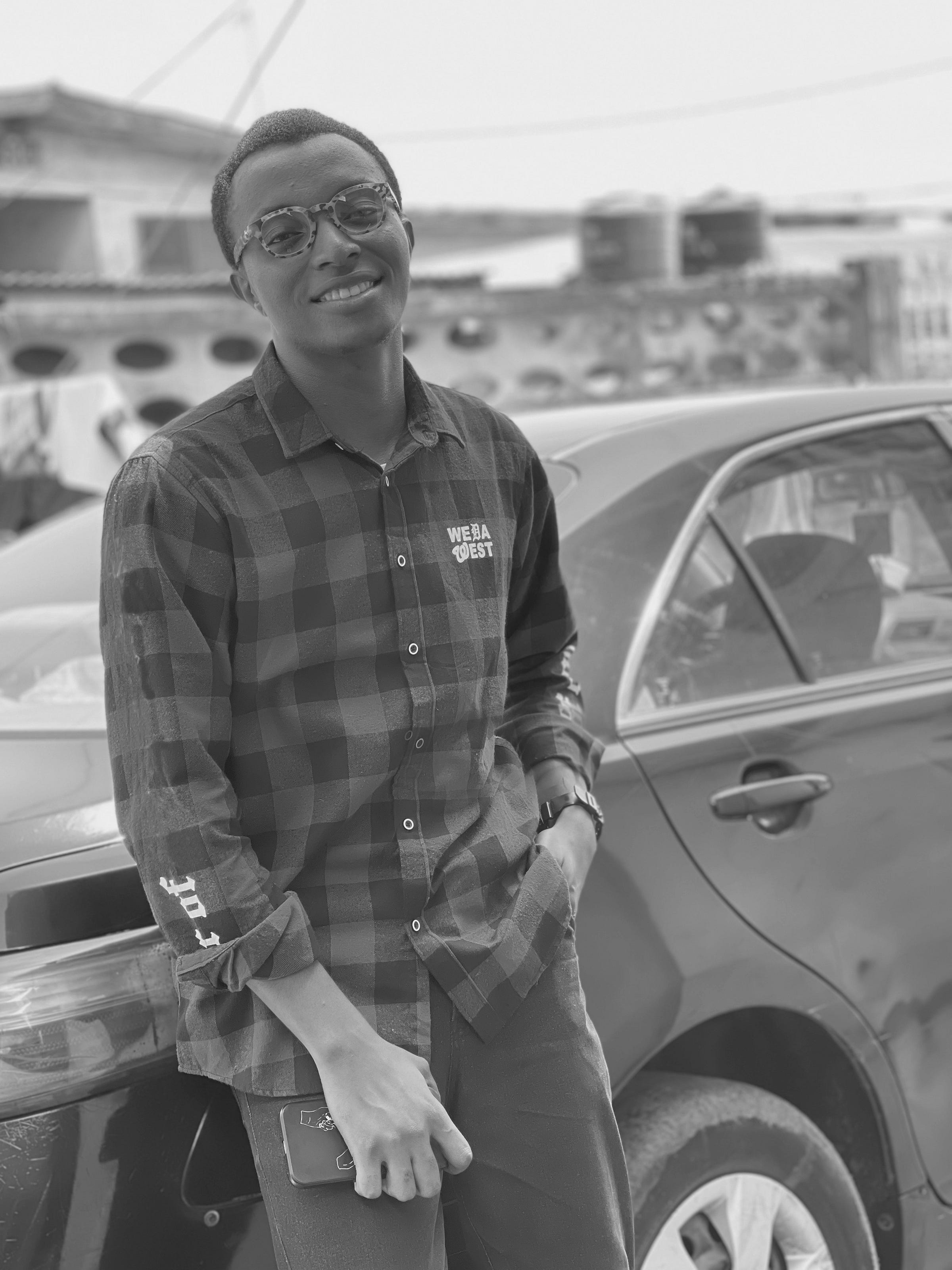 Kingsley John – Medium