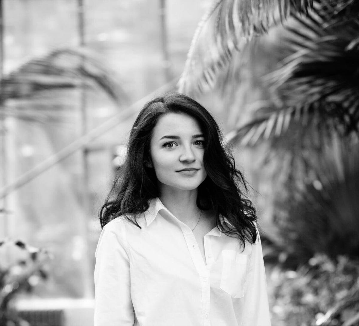 Oana Gheorghe Medium