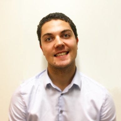 Roman Karamujic – Medium