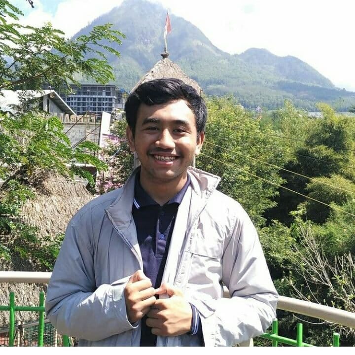 Nugraha Hadi Wicaksono – Medium Nugraha Hadi Wicaksono – Medium