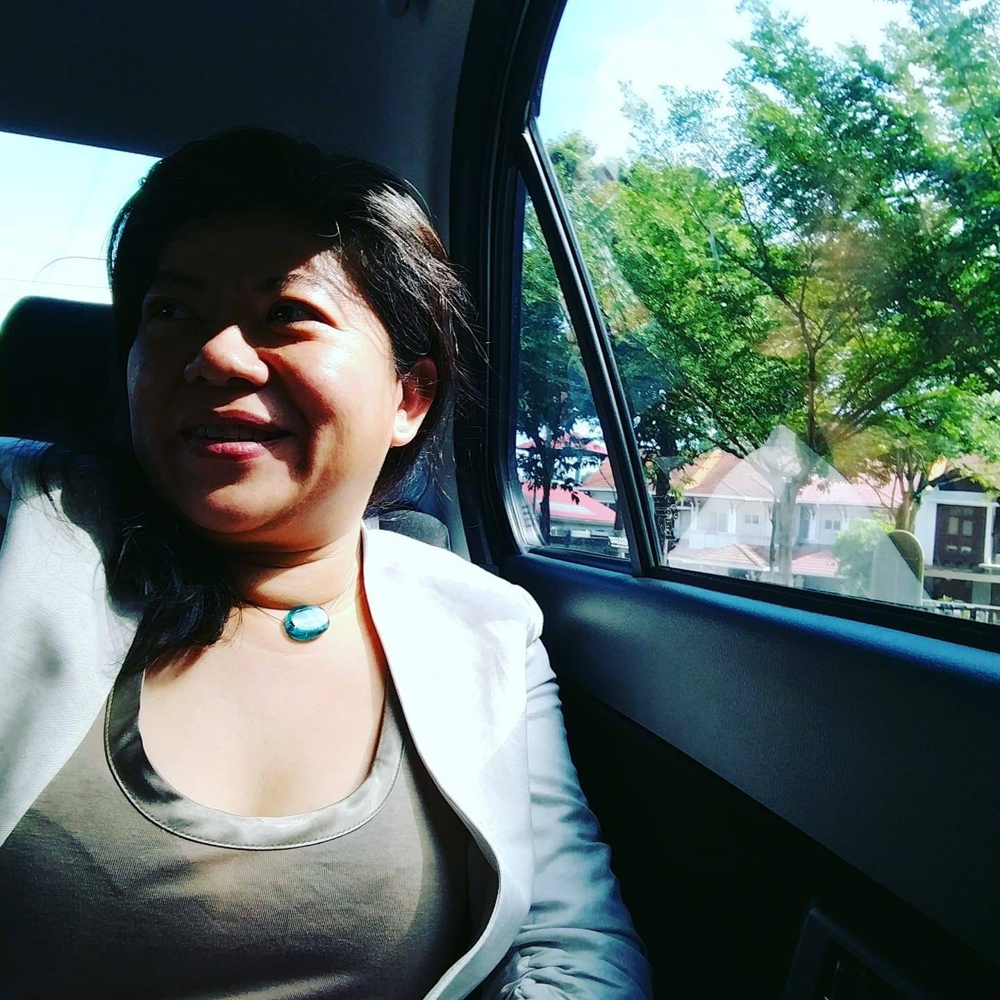 Jasmine Low – Medium