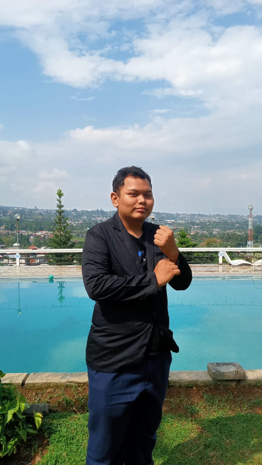 Sulthon Syamil Bassam – Medium
