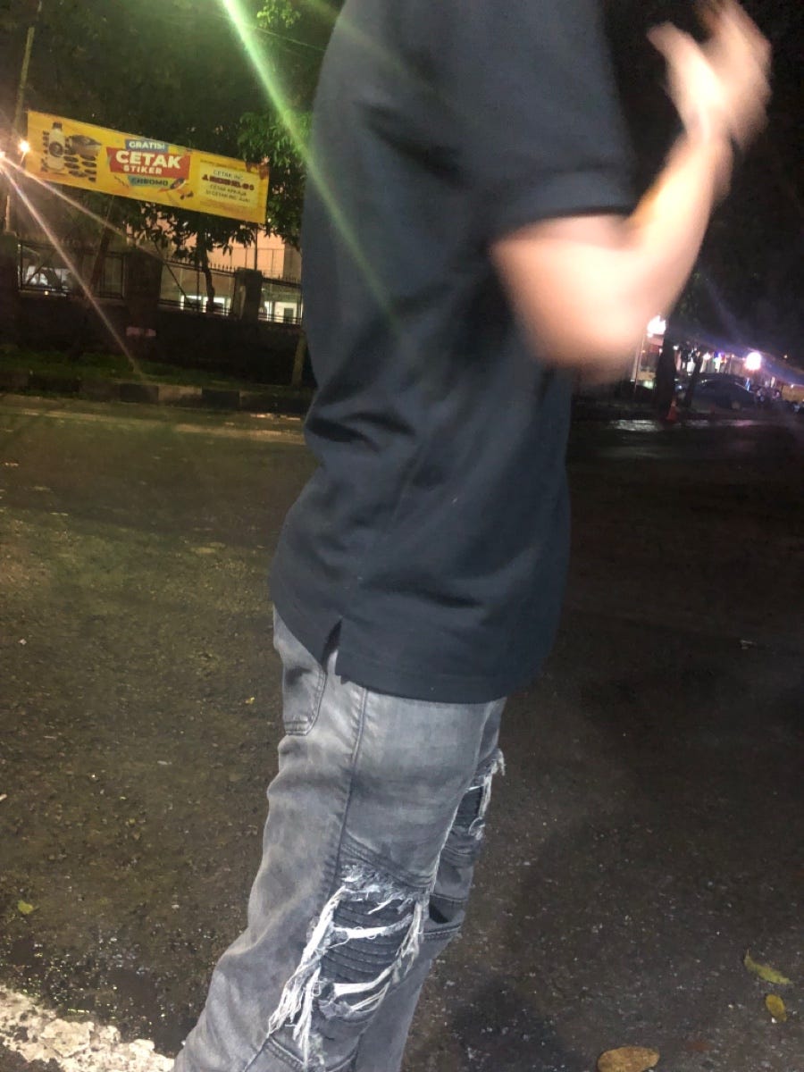 Raffi Musyaffa – Medium