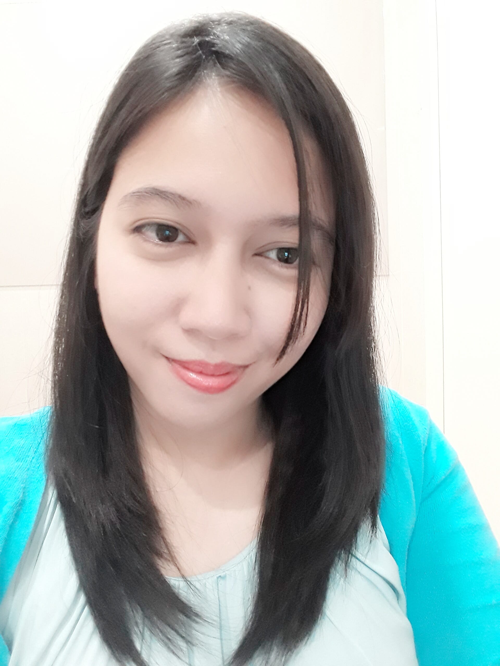 Erma Cecilia Pelayo – Medium