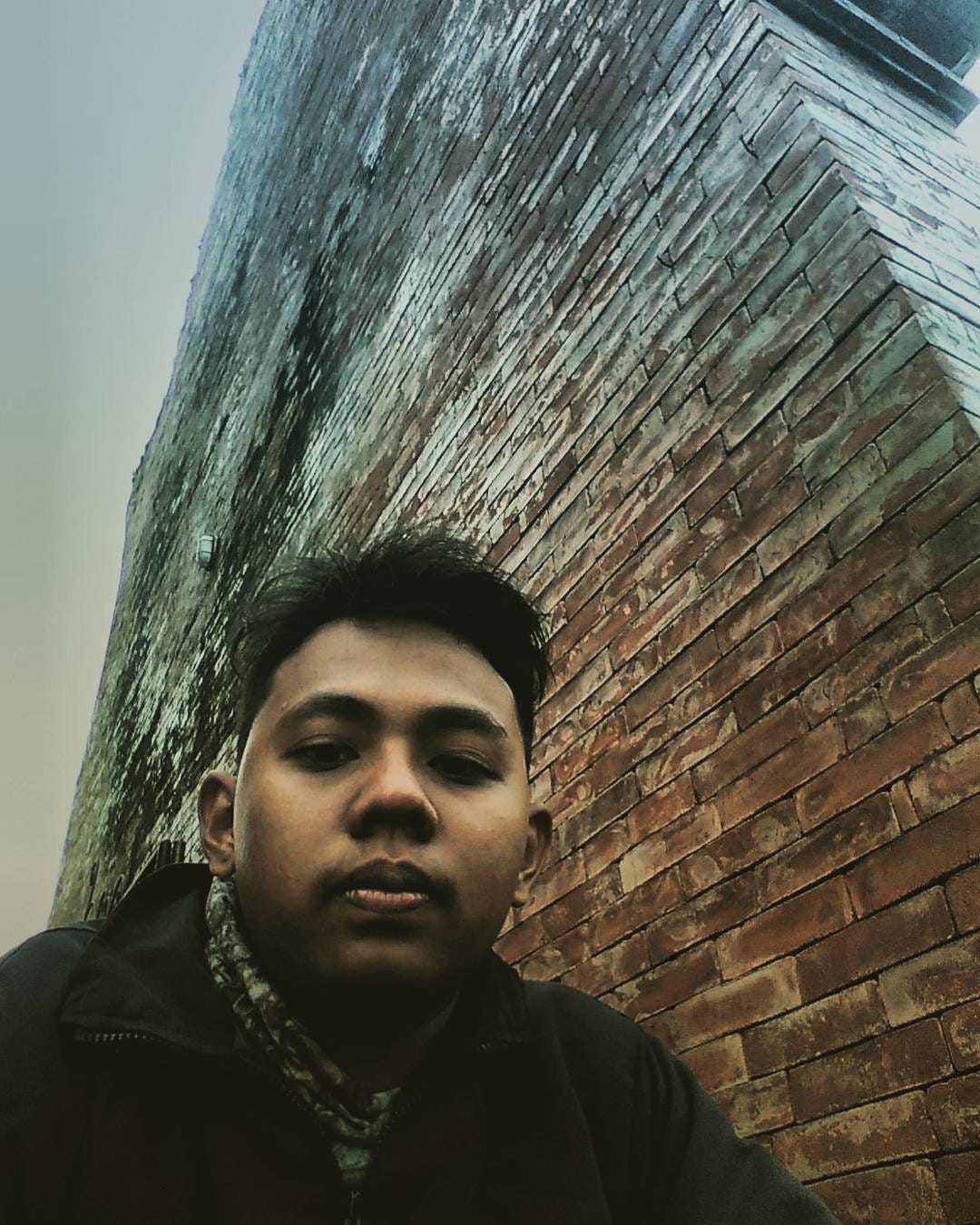 Rizky Sentro Mahardy – Medium