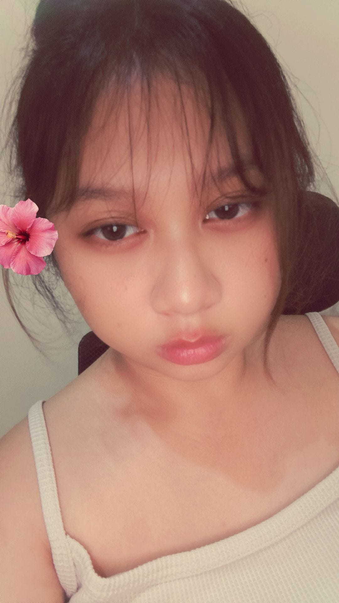 Dewi Novita – Medium