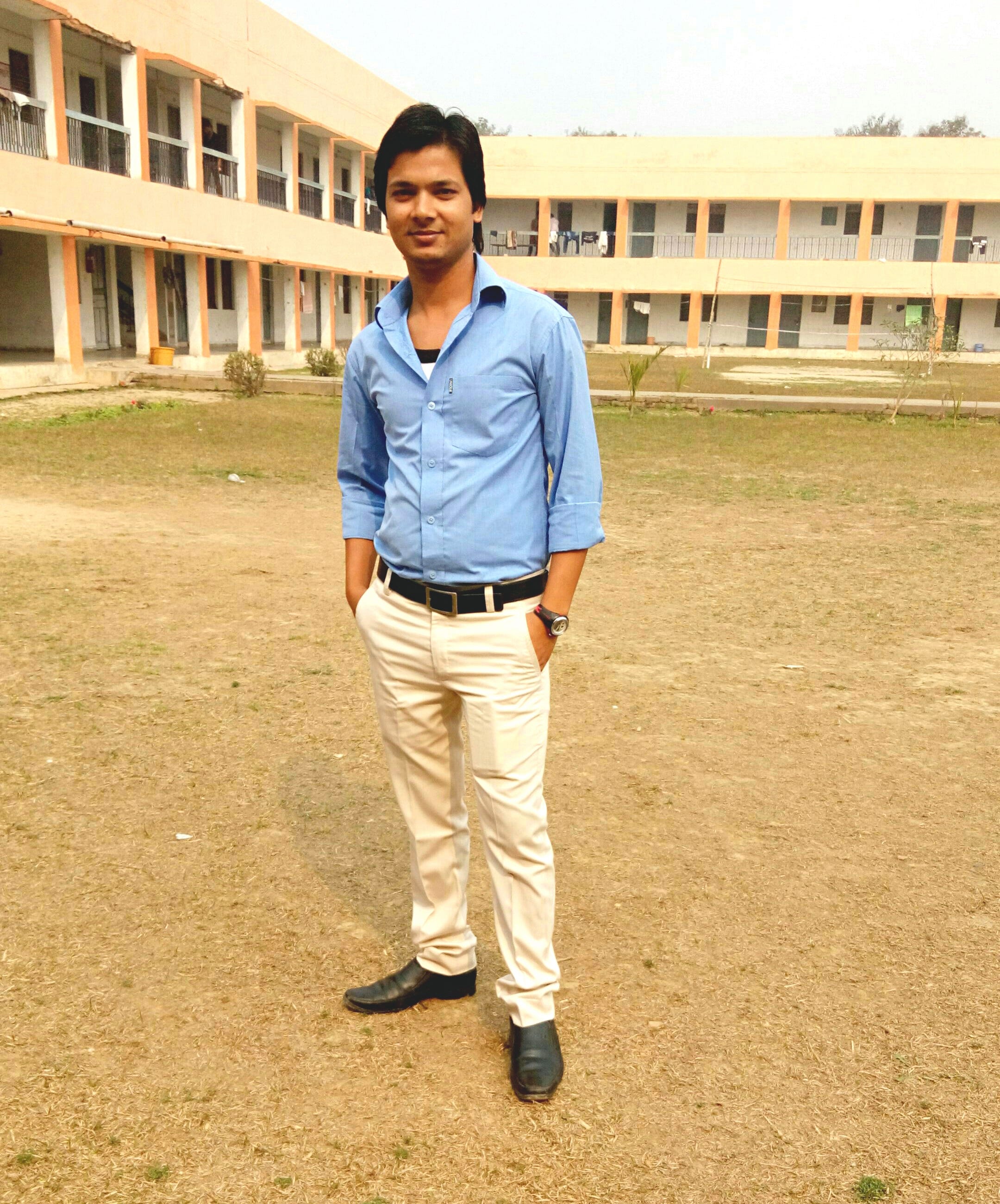 Saddam Husain – Medium