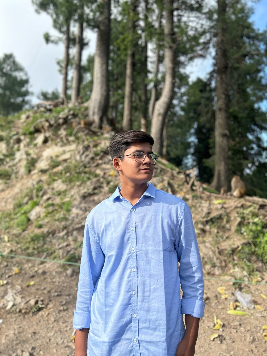 Faryad Ahmad – Medium