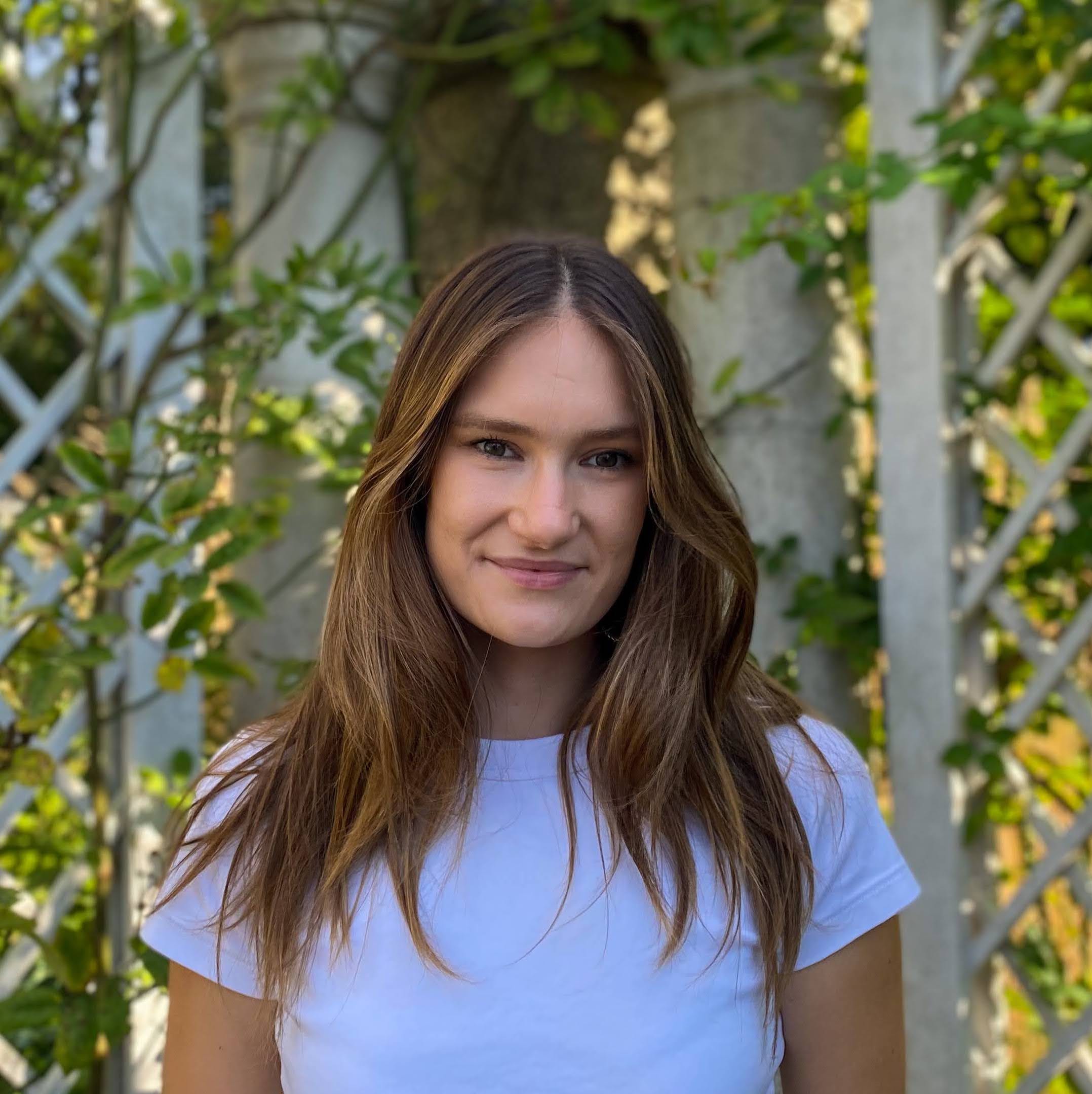 Mira Ciganek – Medium