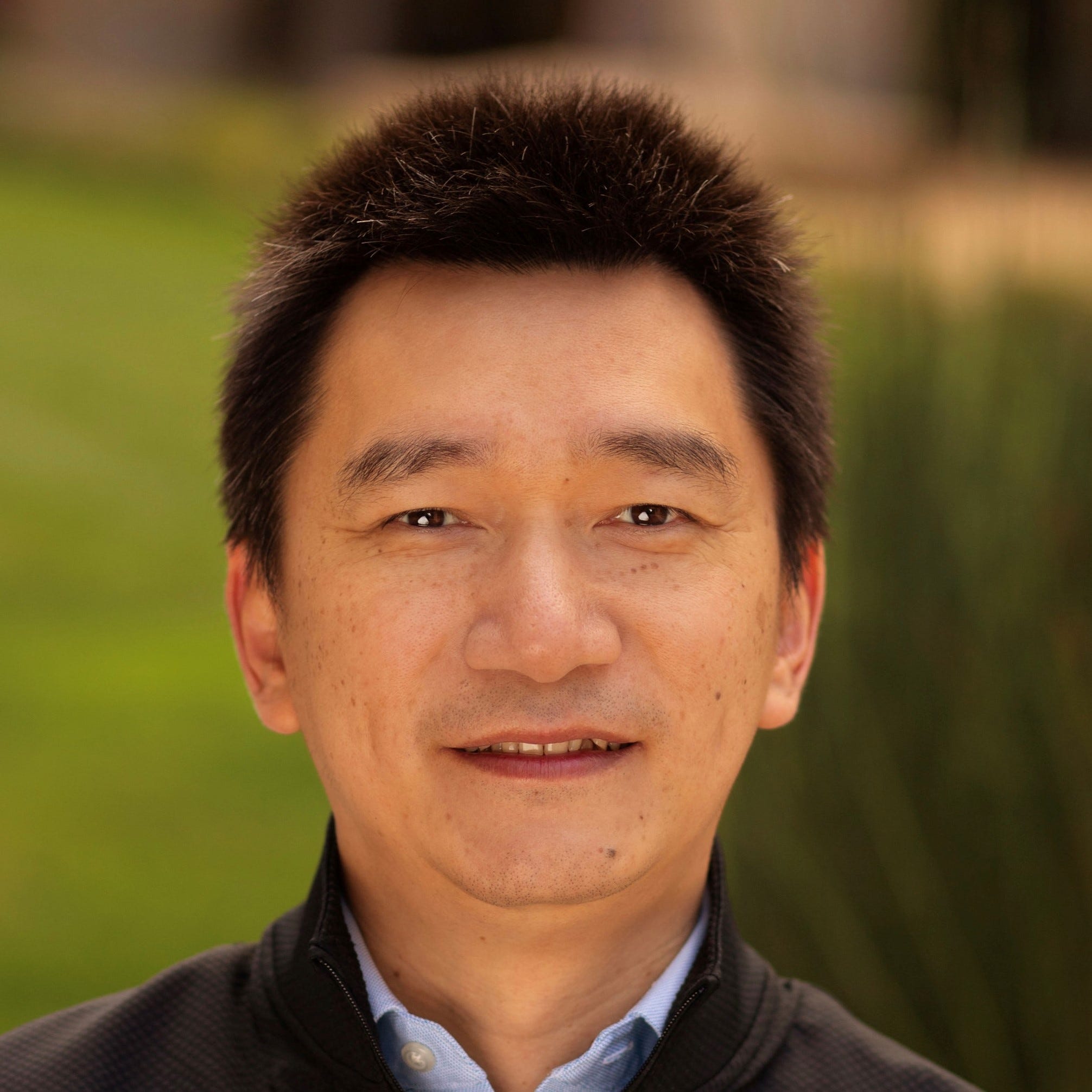 About – Henry Huang – Medium