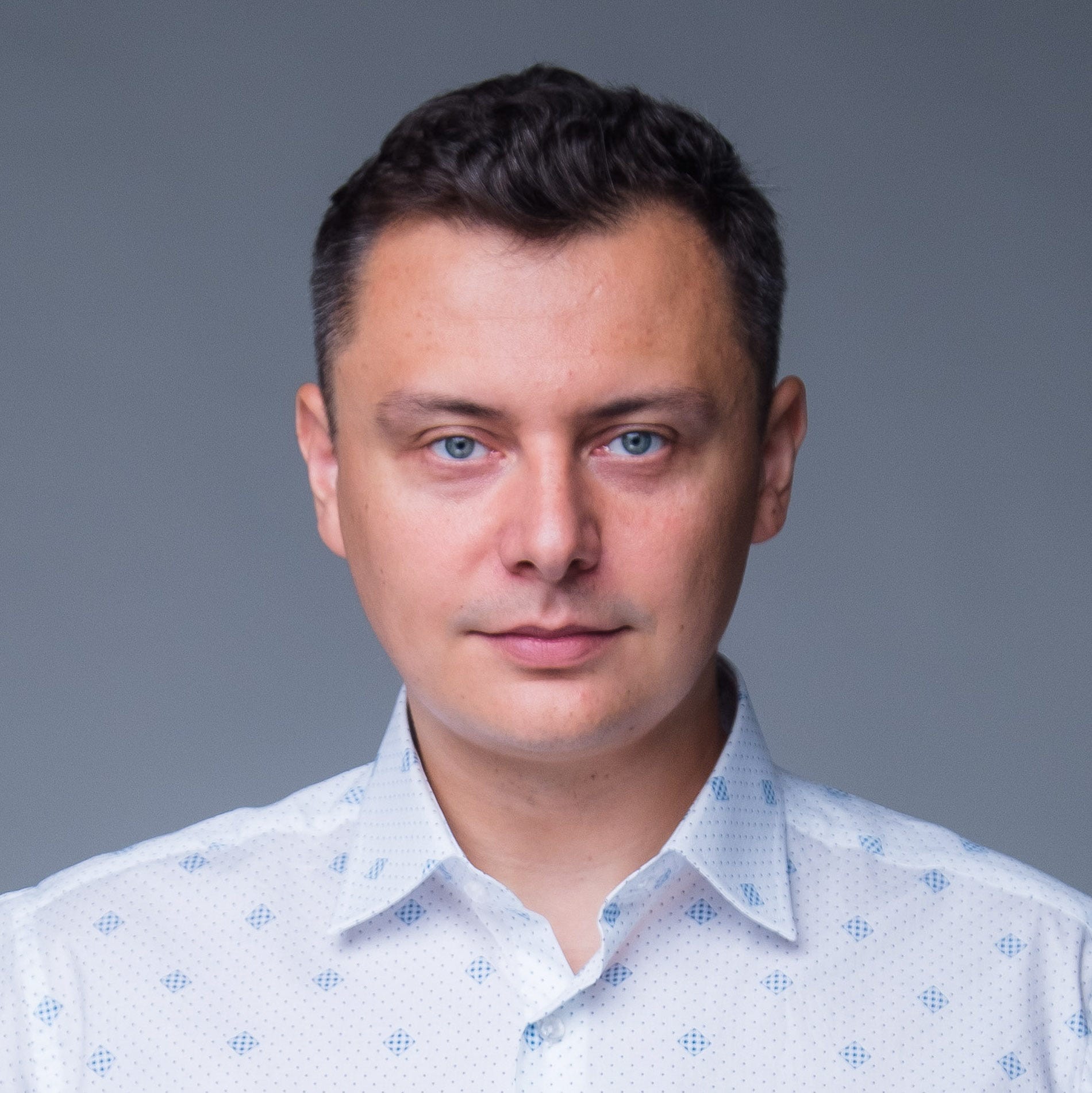 Mykola Slobodian – Medium