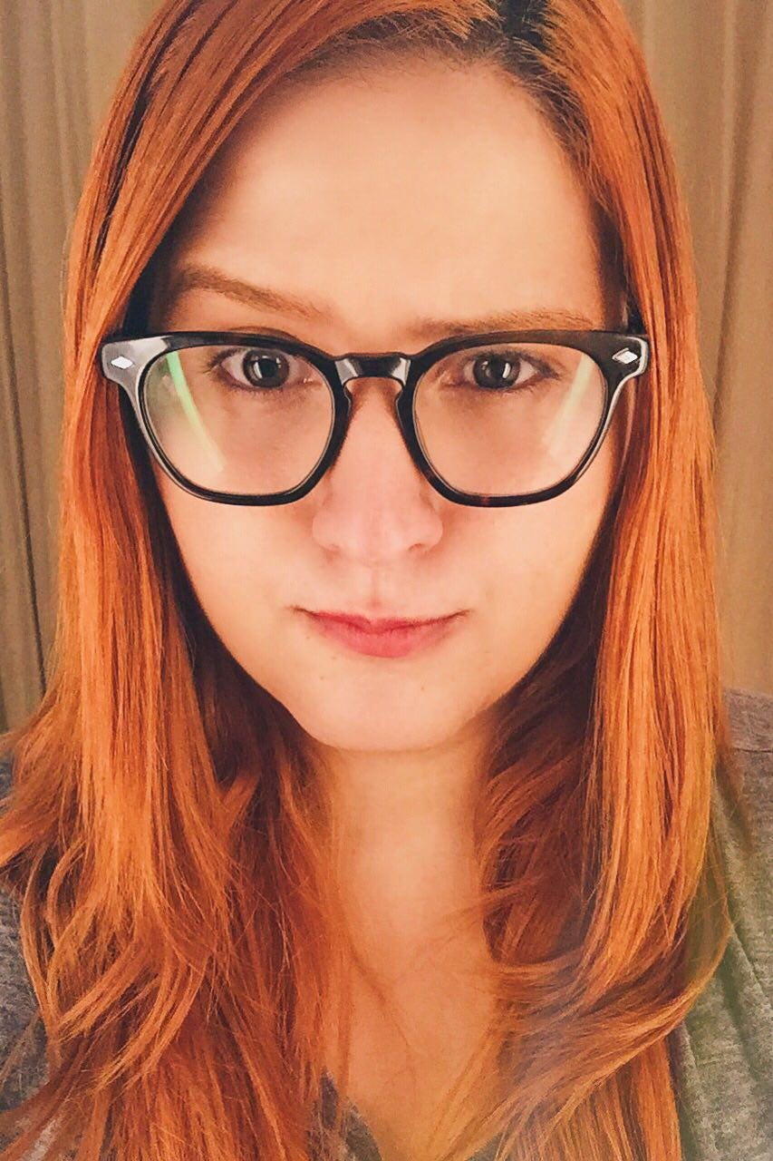 Monique Corrêa – Medium