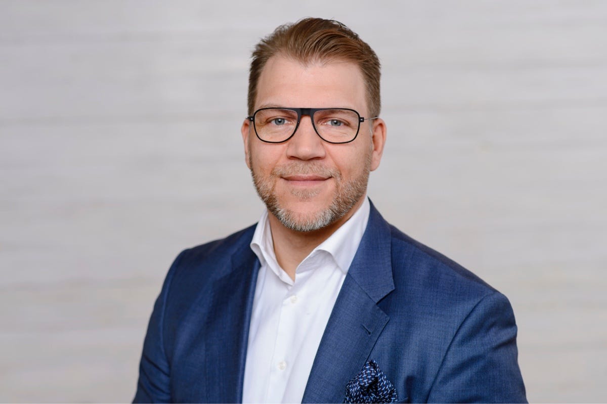 Boris Hardi – Medium