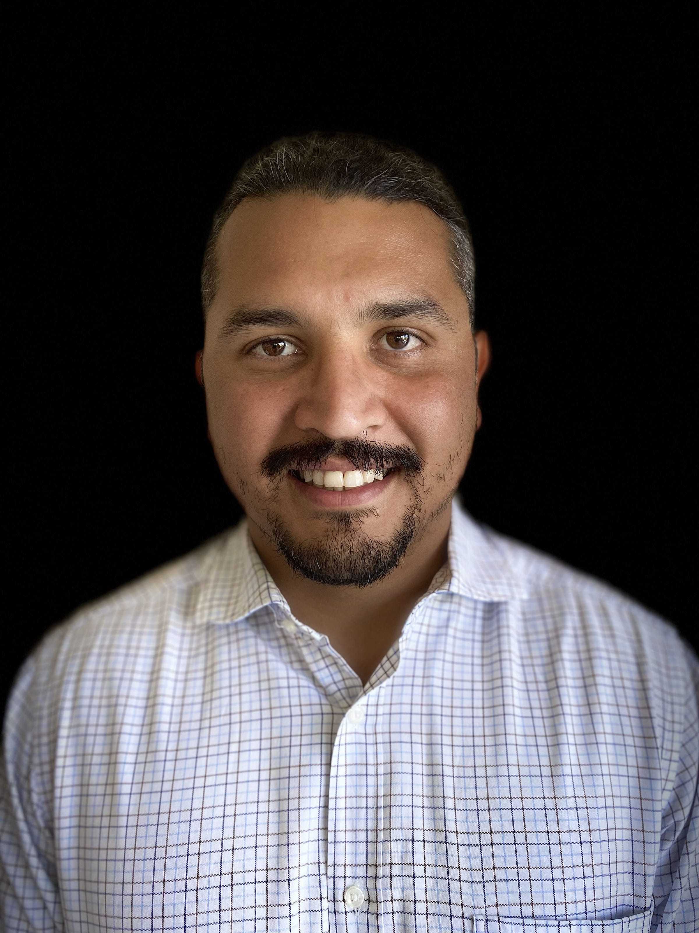 Jorge Cornejo – Medium