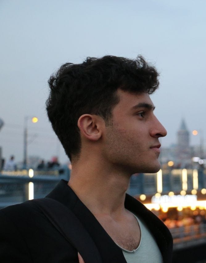 Yusuf Sefa Yüksel – Medium