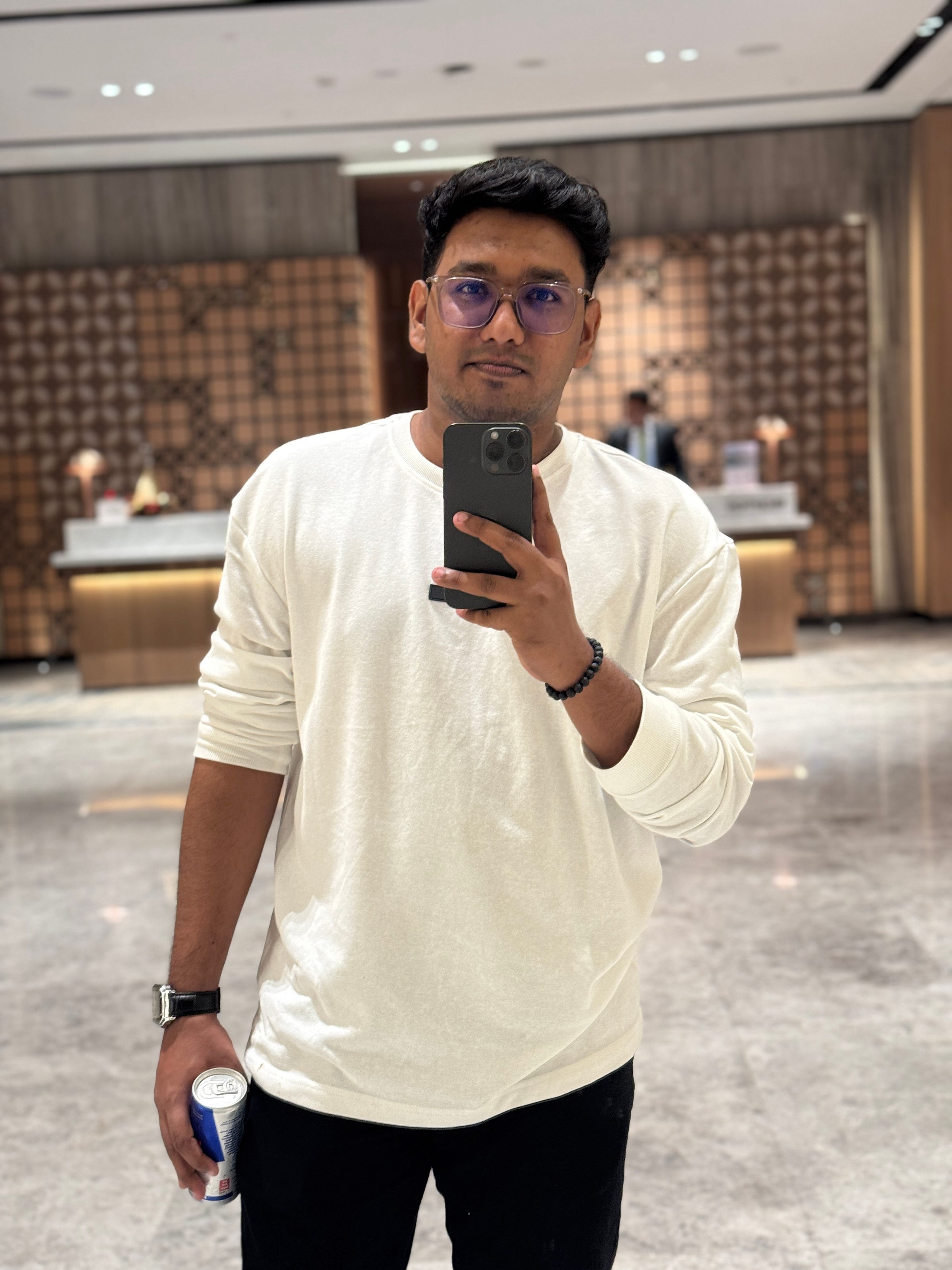 Shahid Aaqeel – Medium