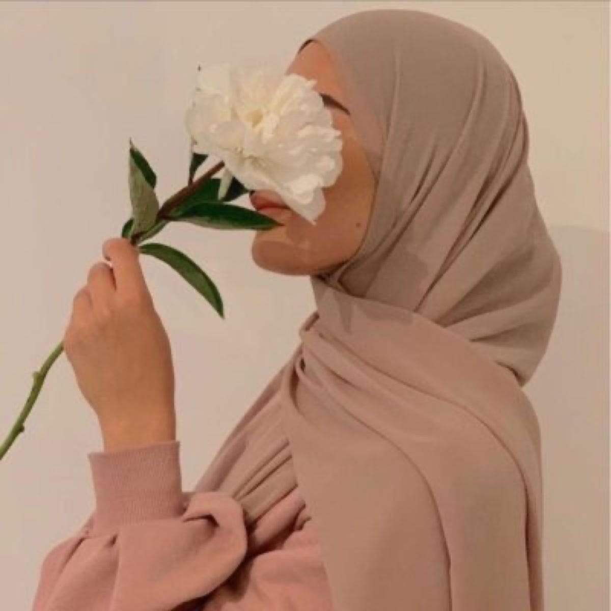 About Zahra Ali Medium