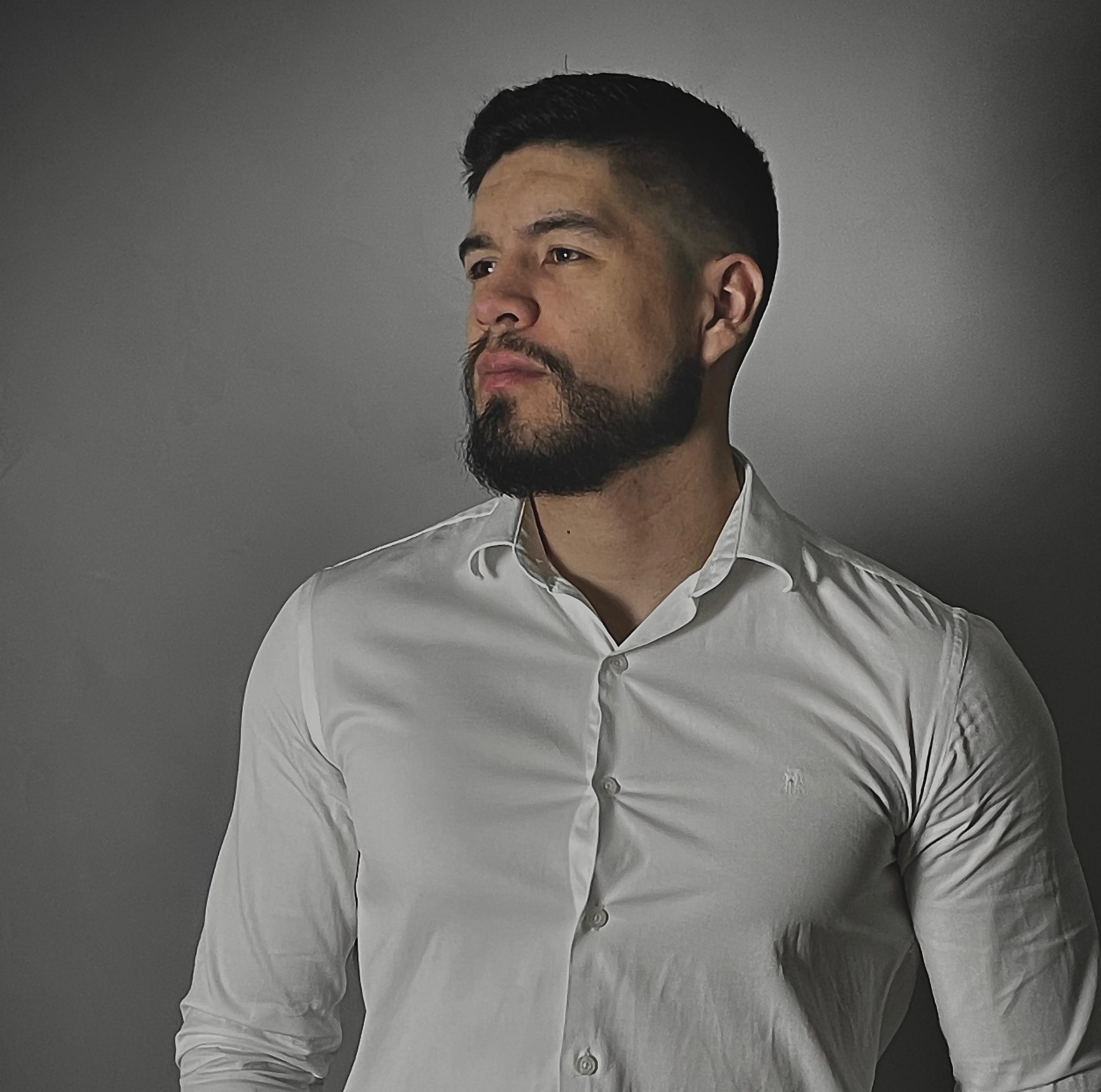 Samuel Graff – Medium