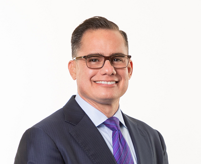 Robert Cruz – Medium