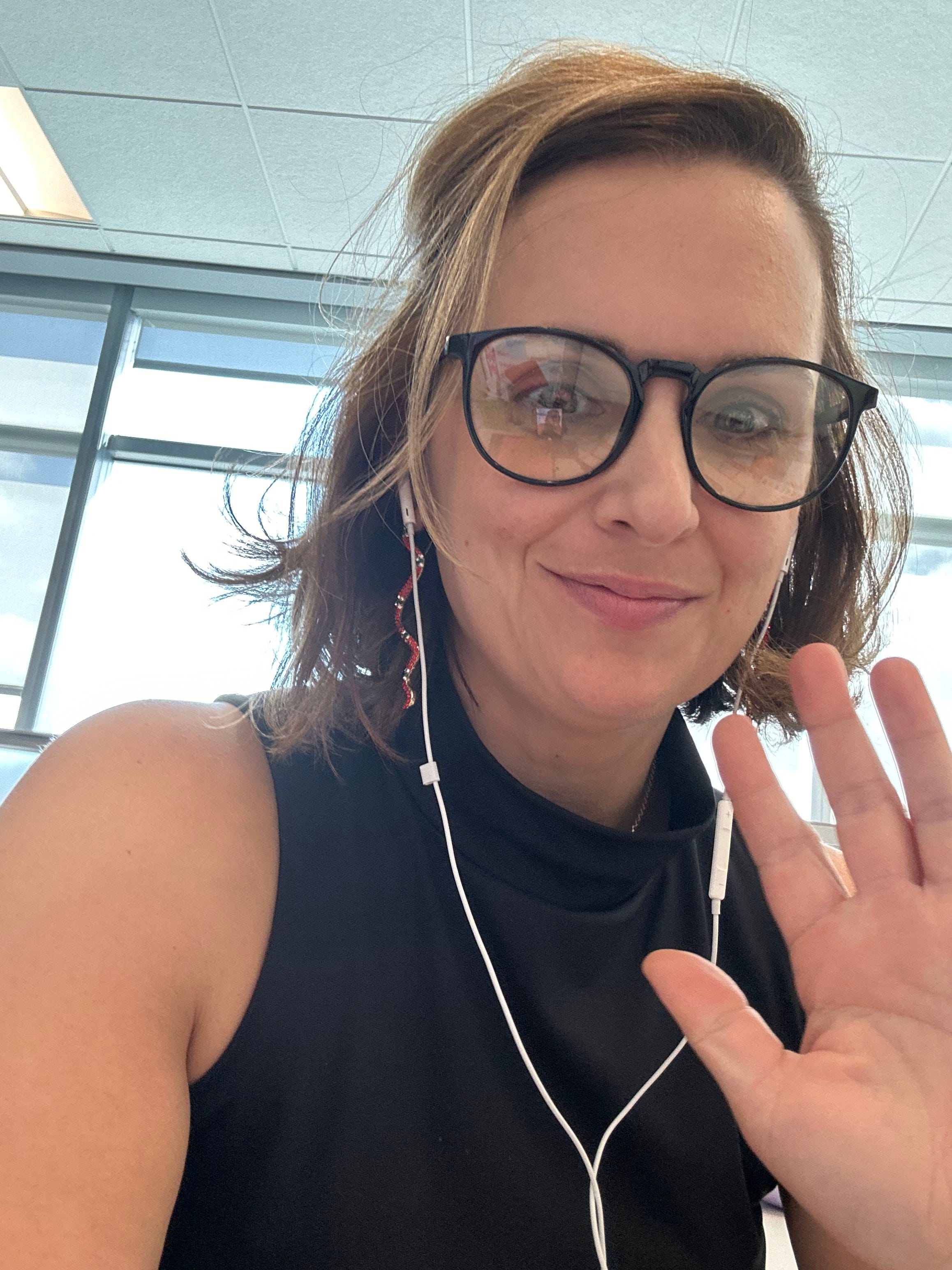Moira Moxley – Medium