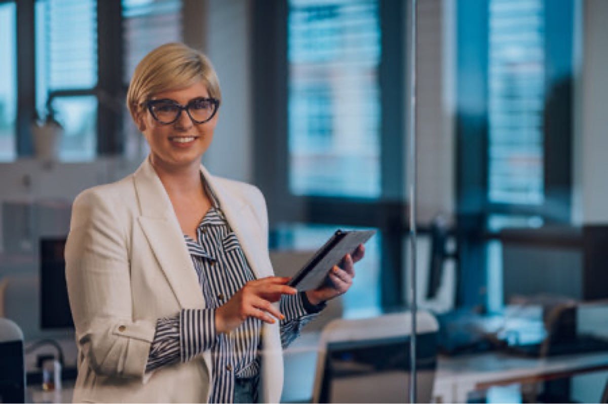 Scarlett Chris – Medium