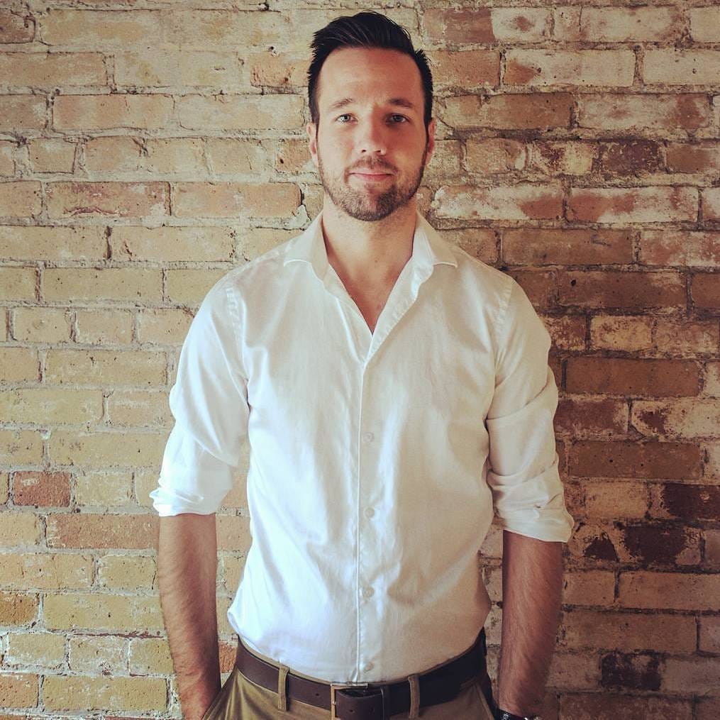 Zachary Iles – Medium