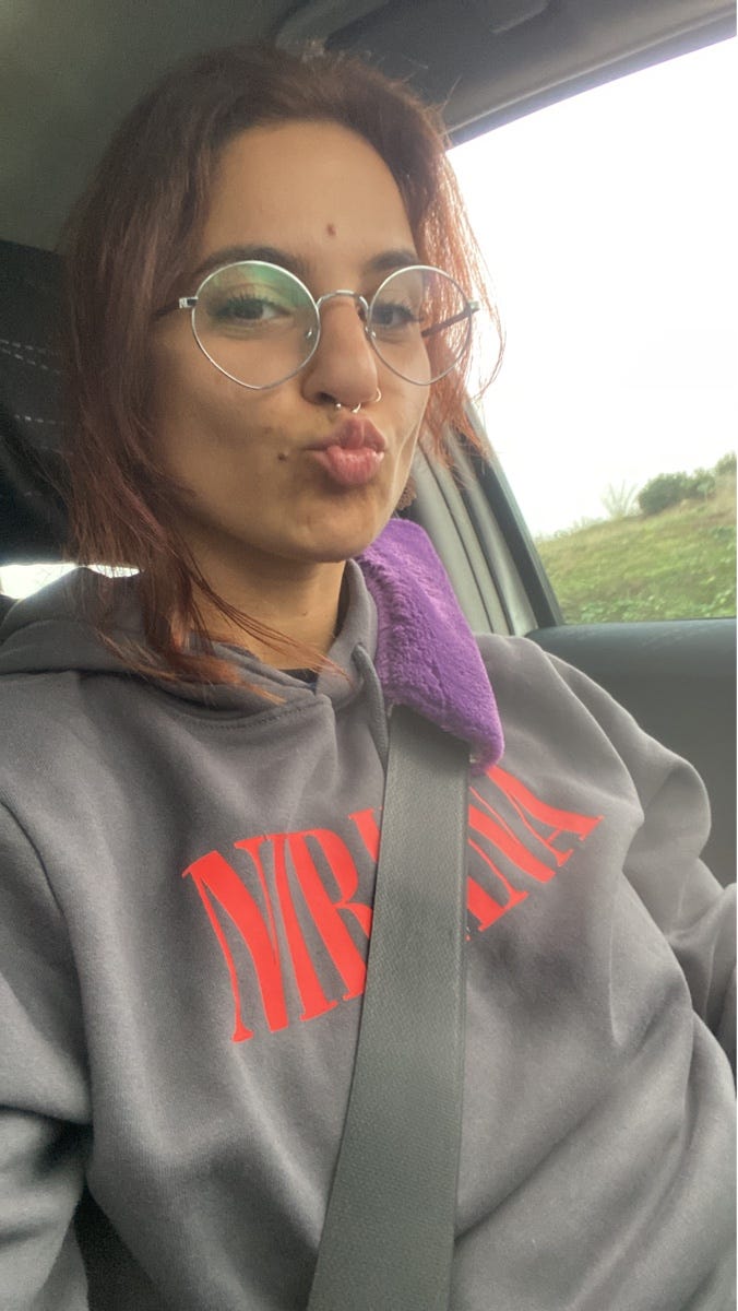 Catarina Valentim – Medium